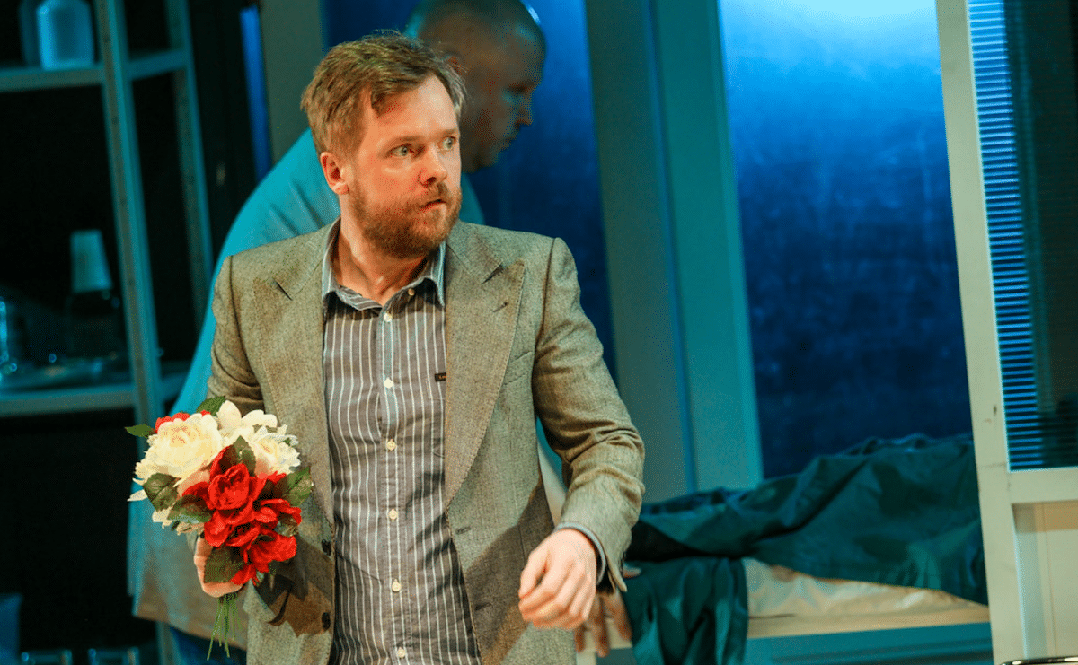 Ugala toob Haapsallu menuka lavastuse Ott Sepaga peaosas – Läänlane.ee